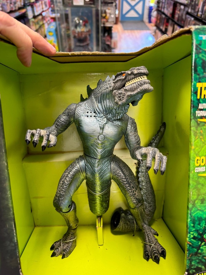 Living Godzilla (Trendmasters, Vintage Godzilla TOHO) | eBay