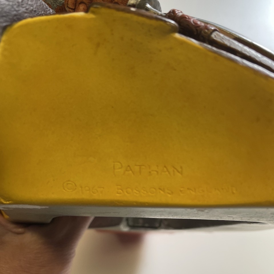 Bossoms Chalkware Wall Hanger Pathan Afghan Muslim Warrior Mountain ...