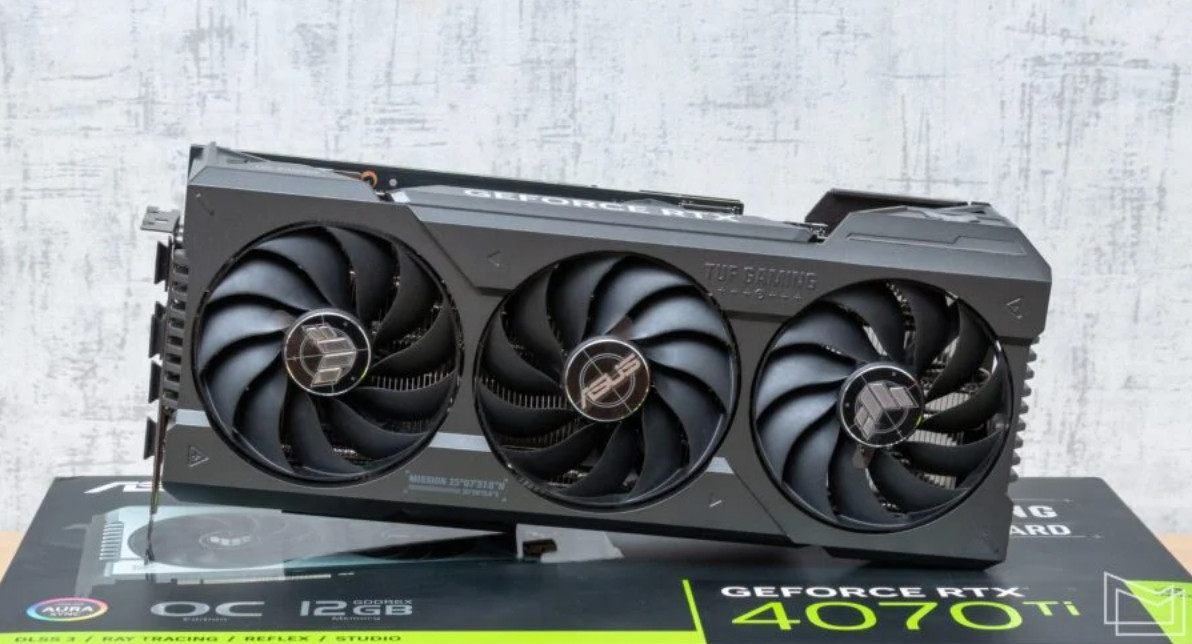 ASUS - NVIDIA GeForce RTX 4070 Ti TUF Overclock 12GB GDDR6X PCI Express 4.0