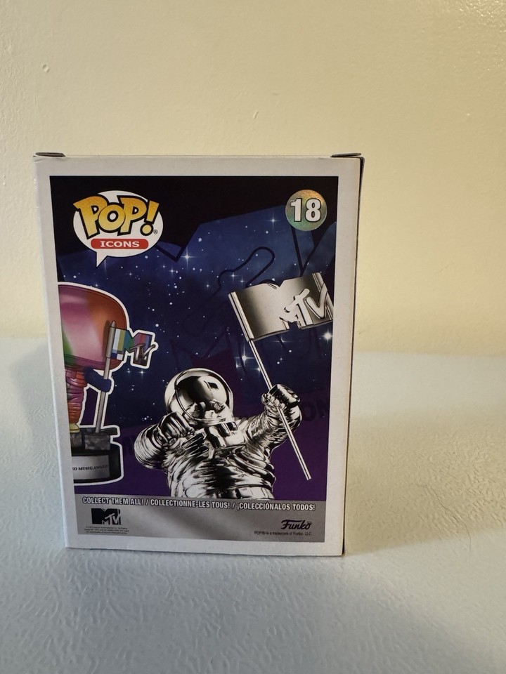 Funko Pop! Vinyl: MTV - MTV Moon Person (Rainbow) (Metallic) #18 ...