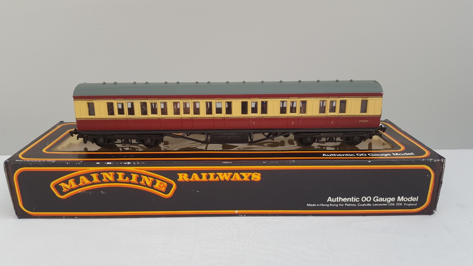 Mainline 937308 - OO - Collett 60ft 1st / 2nd Brake Coach BR Maroon ...