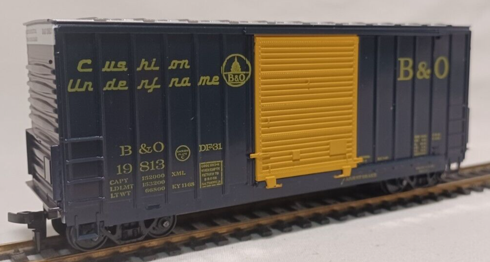 HO SCALE Athearn 1951 B&O 40' Hi-Cube box car #19813 Nicely Built-up ...