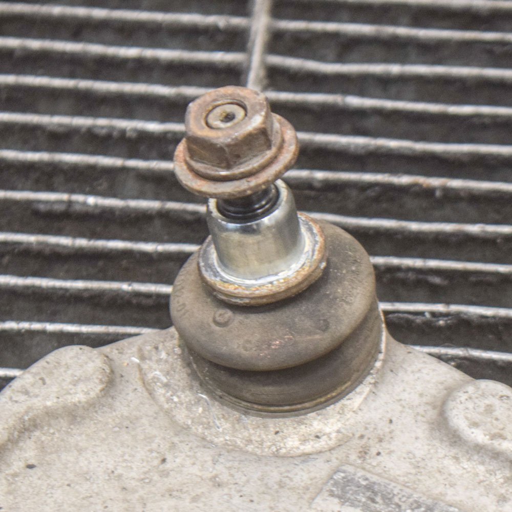 MASERATI QUATTROPORTE M156 Oscillante Anteriore Superiore Destro ...