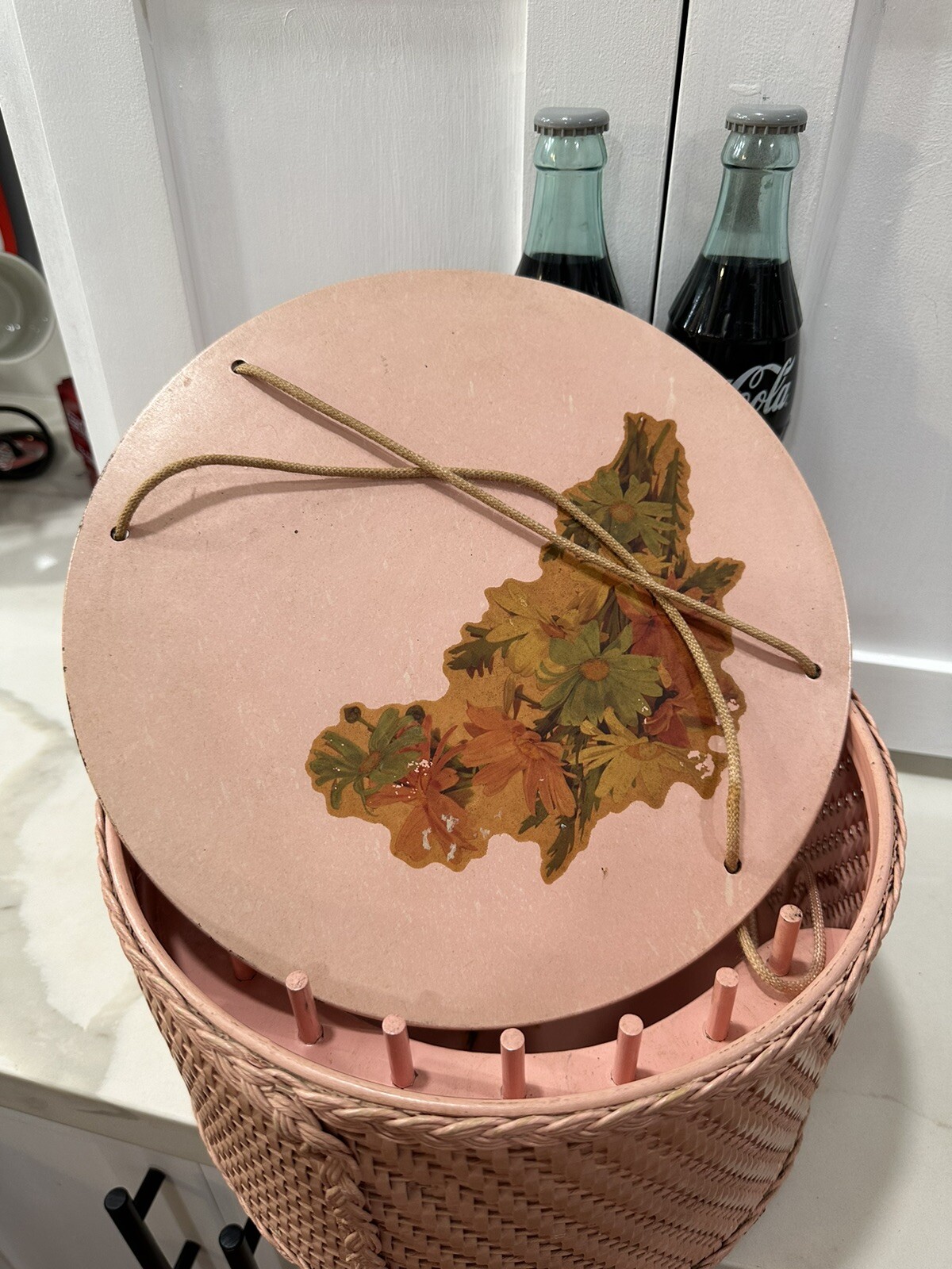 VINTAGE 1950s Princess Algonquin IL Pink Wicker Sewing Basket Floral ...