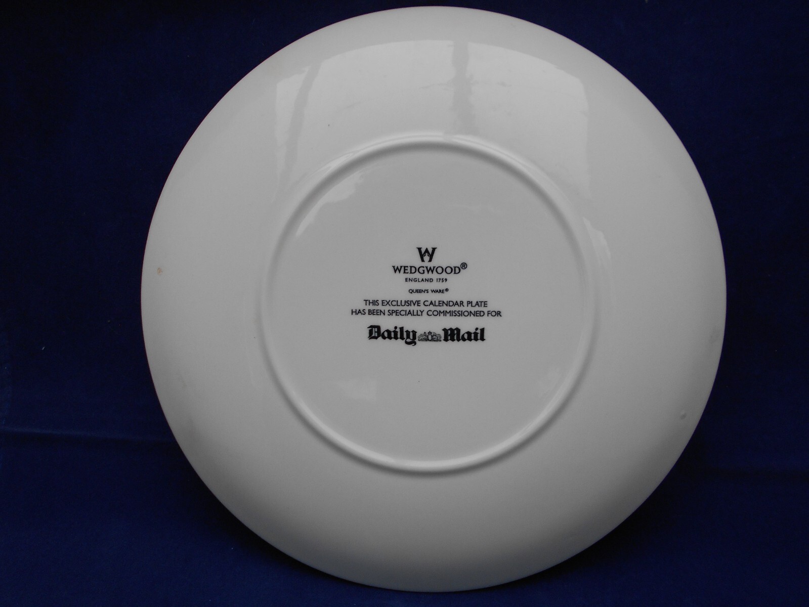 Wedgwood Calendar Plate 2003. (Daily Mail edition) - With original box ...