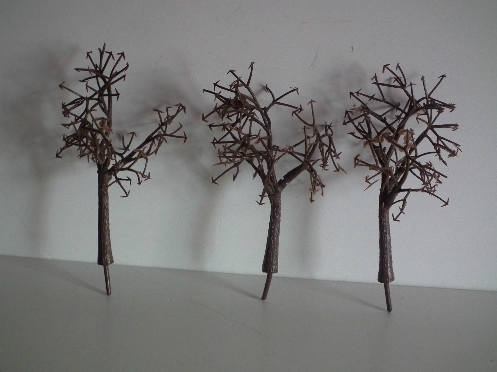 LARGE SINGLE BARE TREES X 3 - War Gaming.1/72,1/76 20mm Scale - BTT3 ...