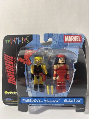 Daredevil Marvel Minimates Daredevil Yellow & Elektra Figures Art ...