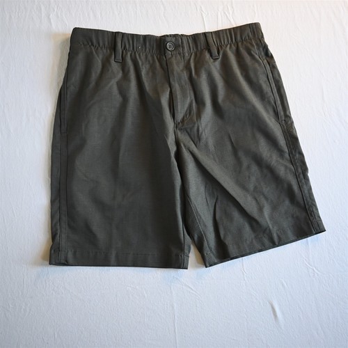 Under Armour 34x9" Gray UM8817 Iso-Chill Airvent Golf Mens Shorts | eBay