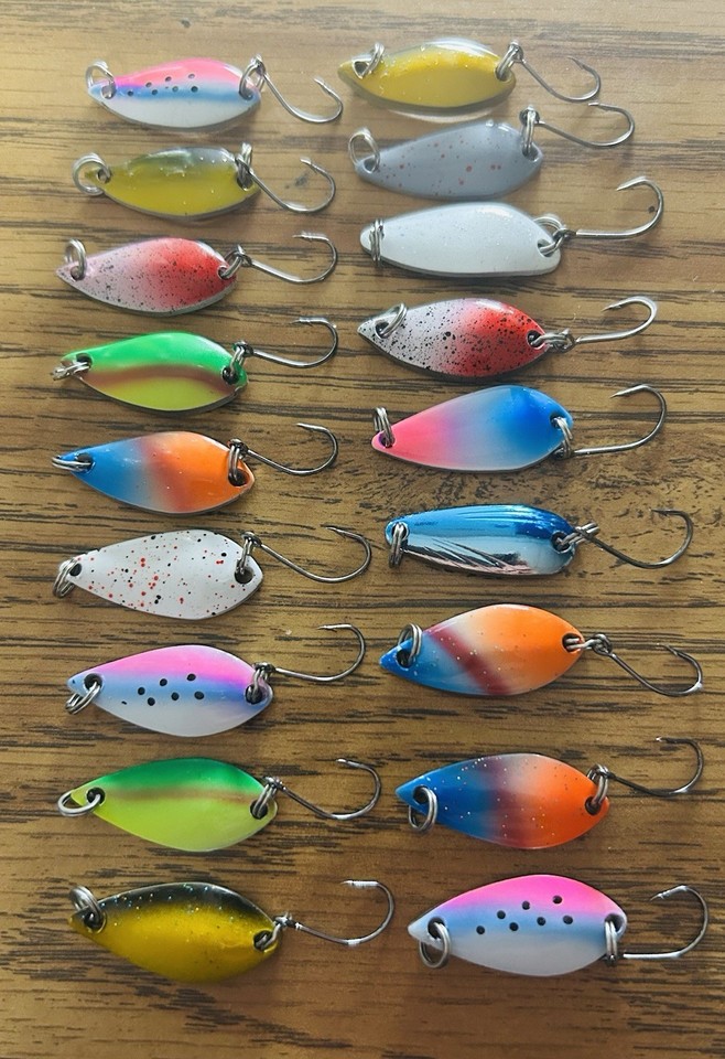 Mixed Trout Spoons & Case Lure Lot (17) Assorted Colors 3g 3.5g 4g 5g ...