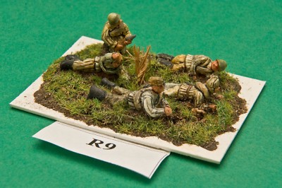 SGTS MESS R09 1/72 Diecast WWII Russian Anti-Tank Gun Crew (5 Figures ...