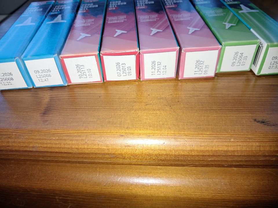Dr. Oetker Rainbow Food Colouring Set of 8 Colours, Concentrated Gel ...