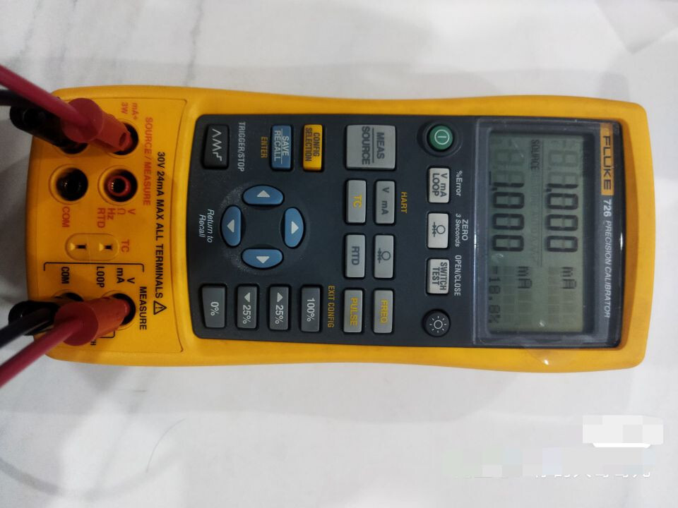 Fluke 726 Precision Multifunction Process Calibrator | eBay