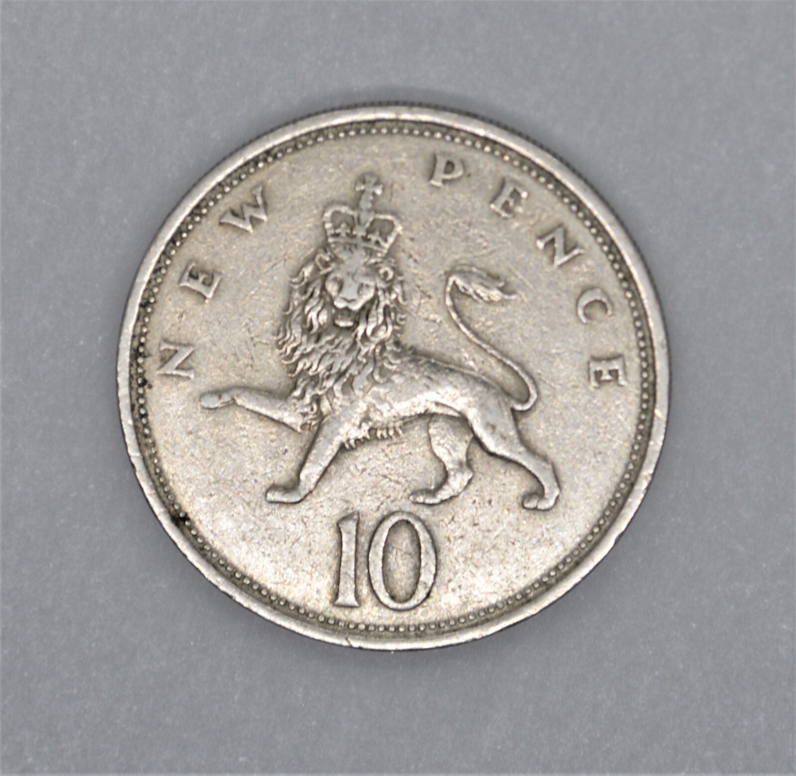 Vintage British Elizabeth II, Ten New Pence (10p) Circulated Coin 1969 ...