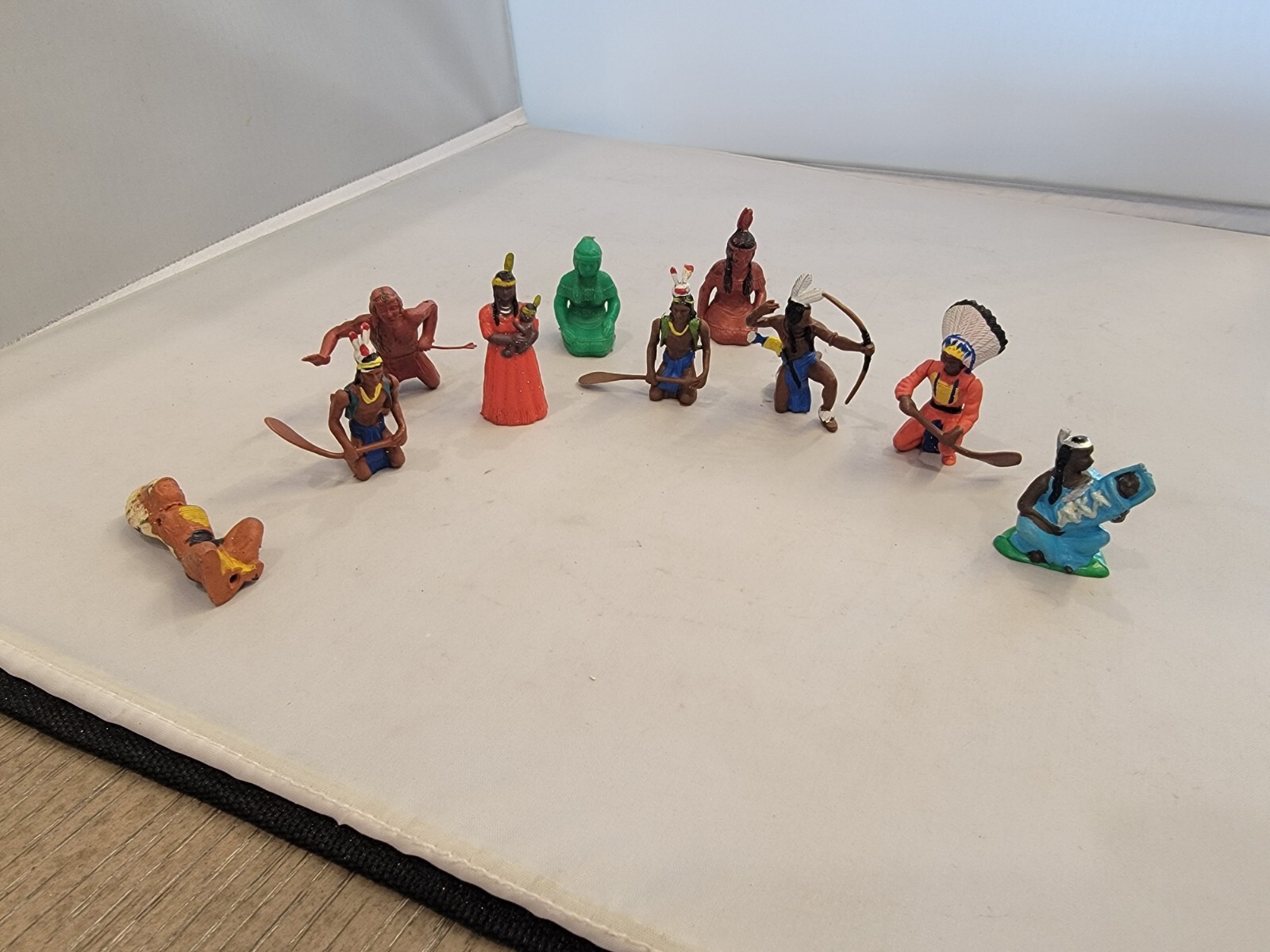 Vintage Lot Miniature Plastic Indians 2" | eBay