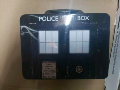 Doctor Who BBC Top Trumps Tardis Collectors Tin 60 Cards Card Game ...