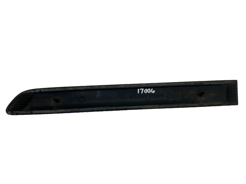 06-09 VW Rabbit GTI R32 MK5 RH Rear Side Molding Quarter Trim Deep Blue ...