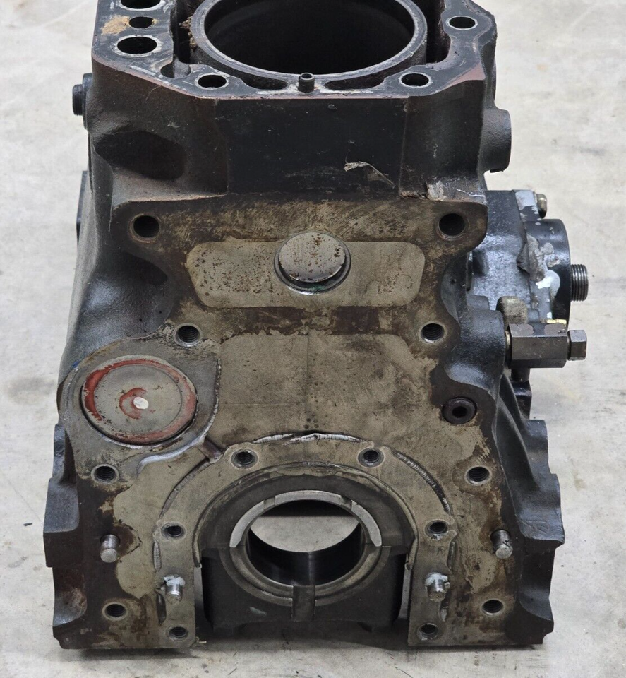 AM879992 John Deere 4610 Tractor Engine Block Yanmar 4TNE84 | eBay