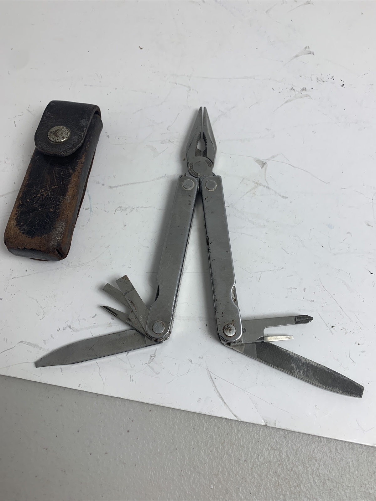 Lot of Leatherman Tool 1325473 Marlboro Sheat and Freestyle | eBay