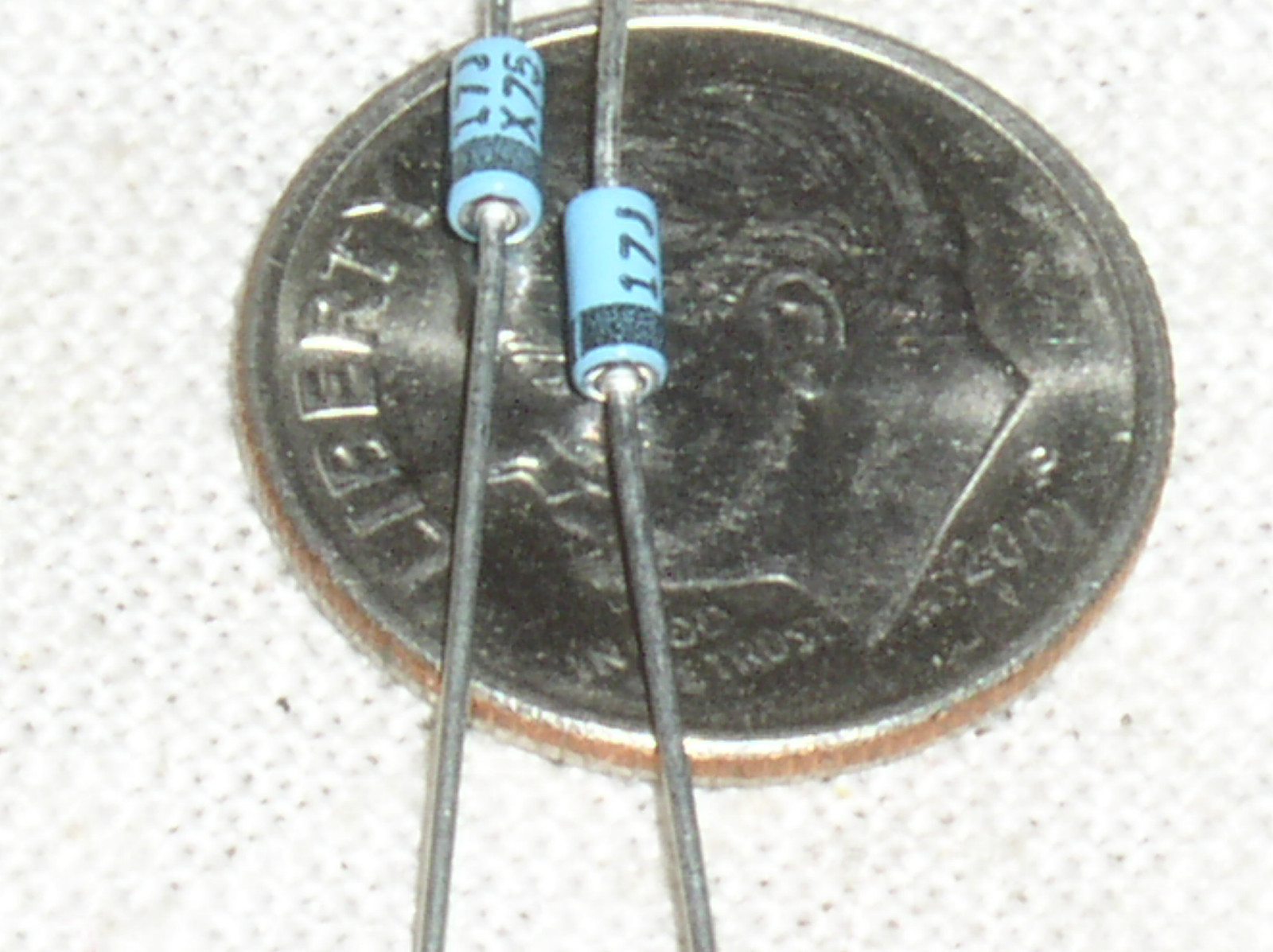 TWO JTX 1N752A JAN1N752A JANTX1N752A MIL MILITARY 5.6 VOLT ZENER DIODE ...