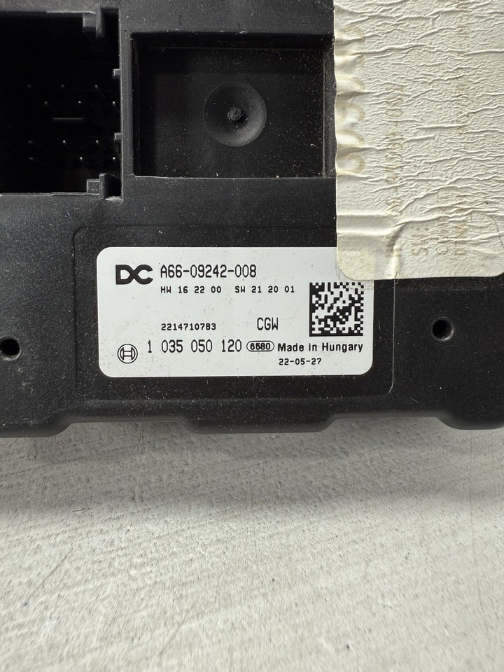 2023 Freightliner Cascadia Central Gateway Module CGW A66-09242-008 OEM ...