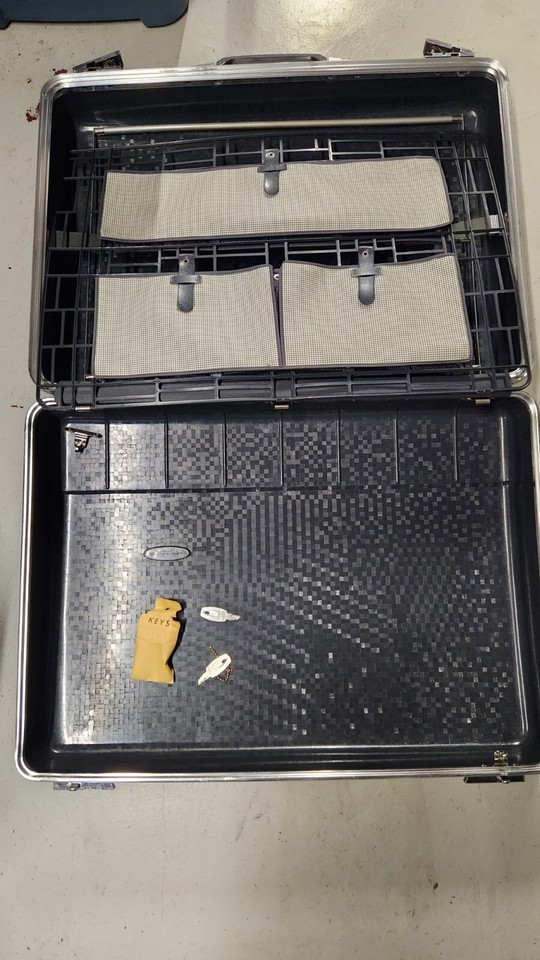 Vintage Luggage Suitcase Sears Forecast Hardshell and Divider With Keys ...