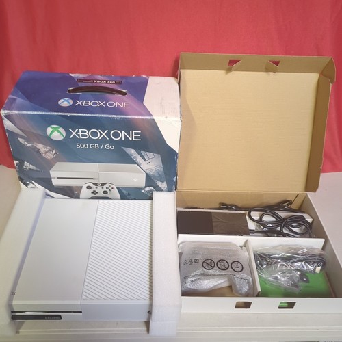 RARE Xbox One Console 500 GB Cirrus White Quantum Break Special Edition ...