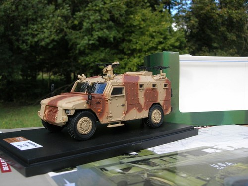 MASTER FIGHTER 1/48 MILITAIRE RENAULT SHERPA LIGHT APC MF48551 SC | eBay