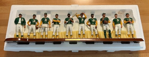 Danbury Mint 1973 Oakland A's Athletics Team Figurine 10 Figures Reggie ...