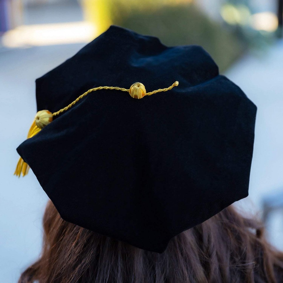 Endea Graduation Velvet Doctoral Tam with Eight Sides and Gold Bullion ...