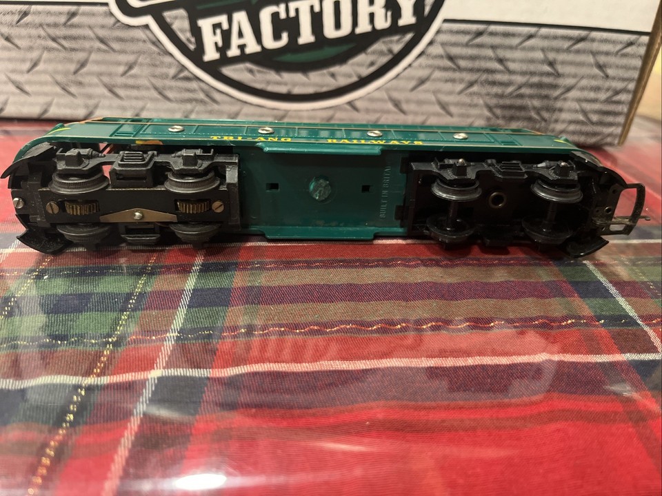 Tri-ang Railways R257 Continental HO/OO Scale Model Train, (WORKING ...