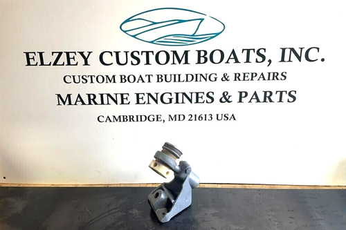 Marine Crusader 454 Front Engine Mount with Isolator 97337 | eBay