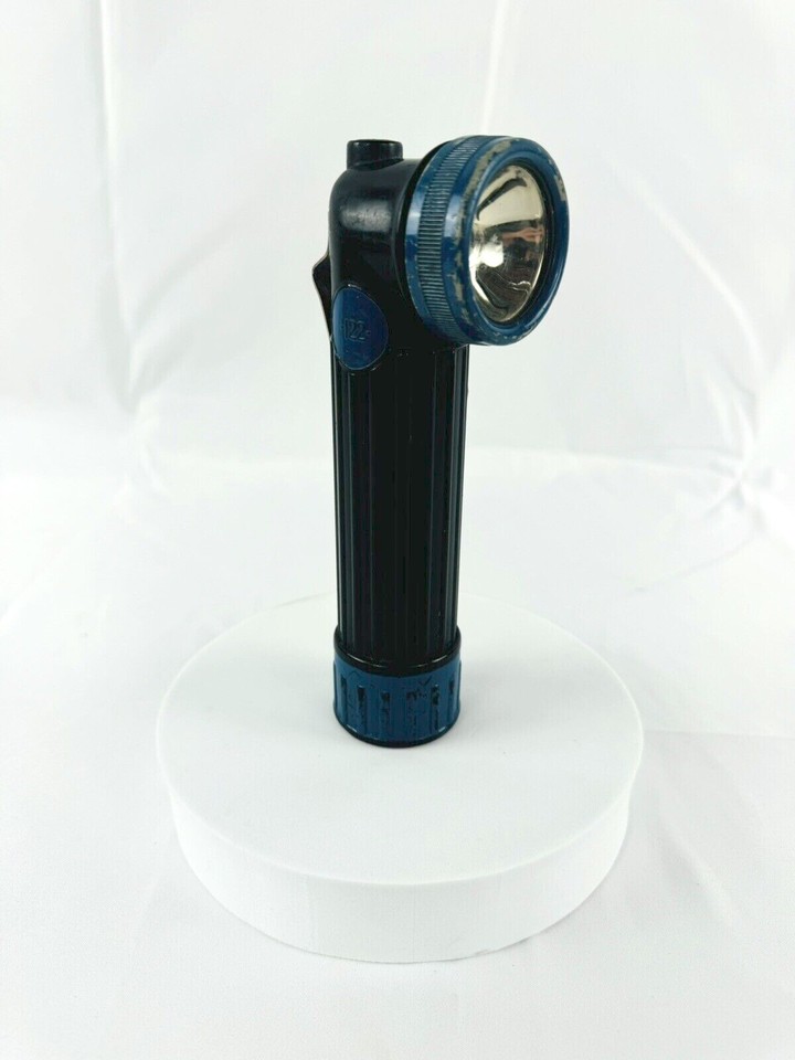 1943 WWII GITS Military Flashlight -122- Tested & Working - Original ...