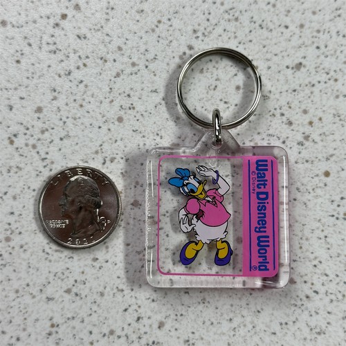 Walt Disney World Daisy Duck Vintage Cartoon Keychain Key Ring #53392 ...