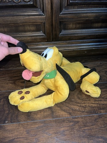 Vintage Walt Disney World Pluto Bean Bag Plush Laying Down Soft VTG ...