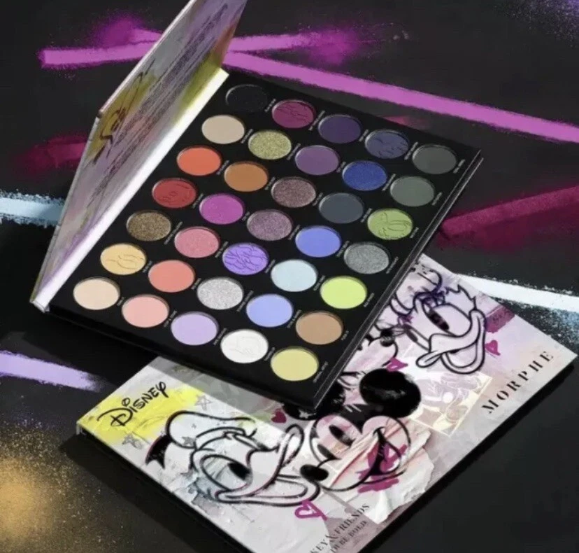 Mickey Mouse Eye Makeup