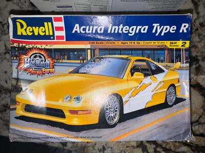 Revell Acura 1/25 Integra Type R Model Kit 2000 Box ONLY Very Few Parts ...