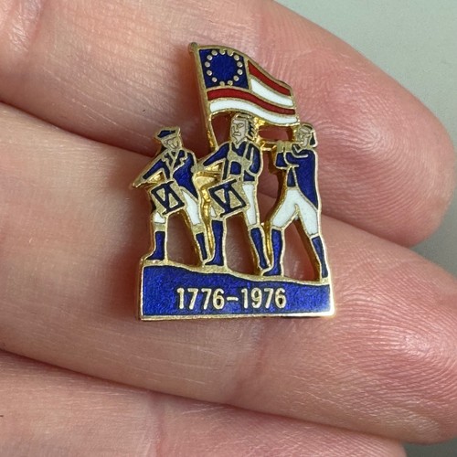 Vintage 1776 1976 Bicentennial Fife And Drummers Lapel Pin Drum Ebay