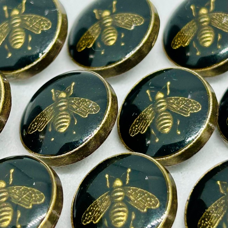 10 Black and Gold Gucci Buttons Gucci Bee Logo 15mm Vintage (LG141) | eBay