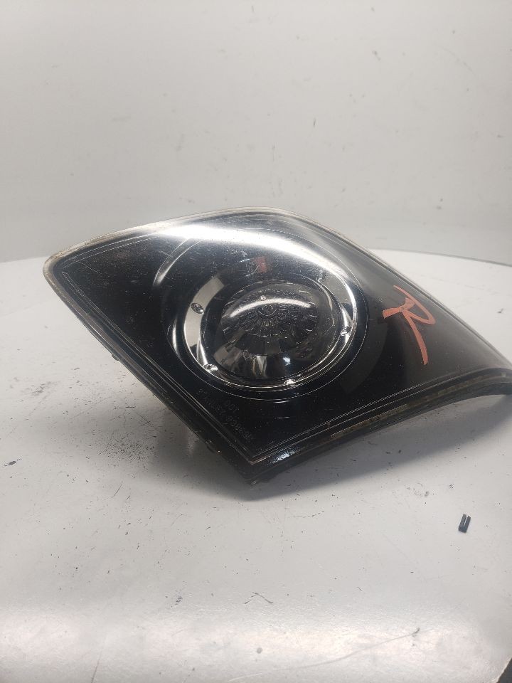 Used Right Tail Light Assembly fits: 2005 Mazda 3 Htbk lid mounted ...