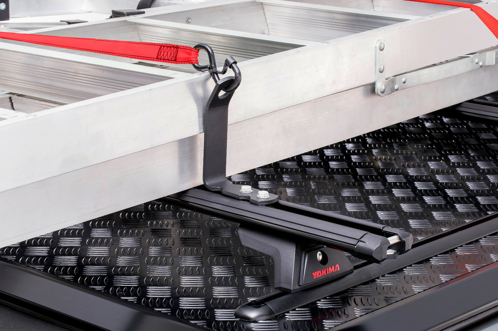 DUAL CAB UTES HARD COVER LID Load Shield Rack Kits PAIR Load capacity ...