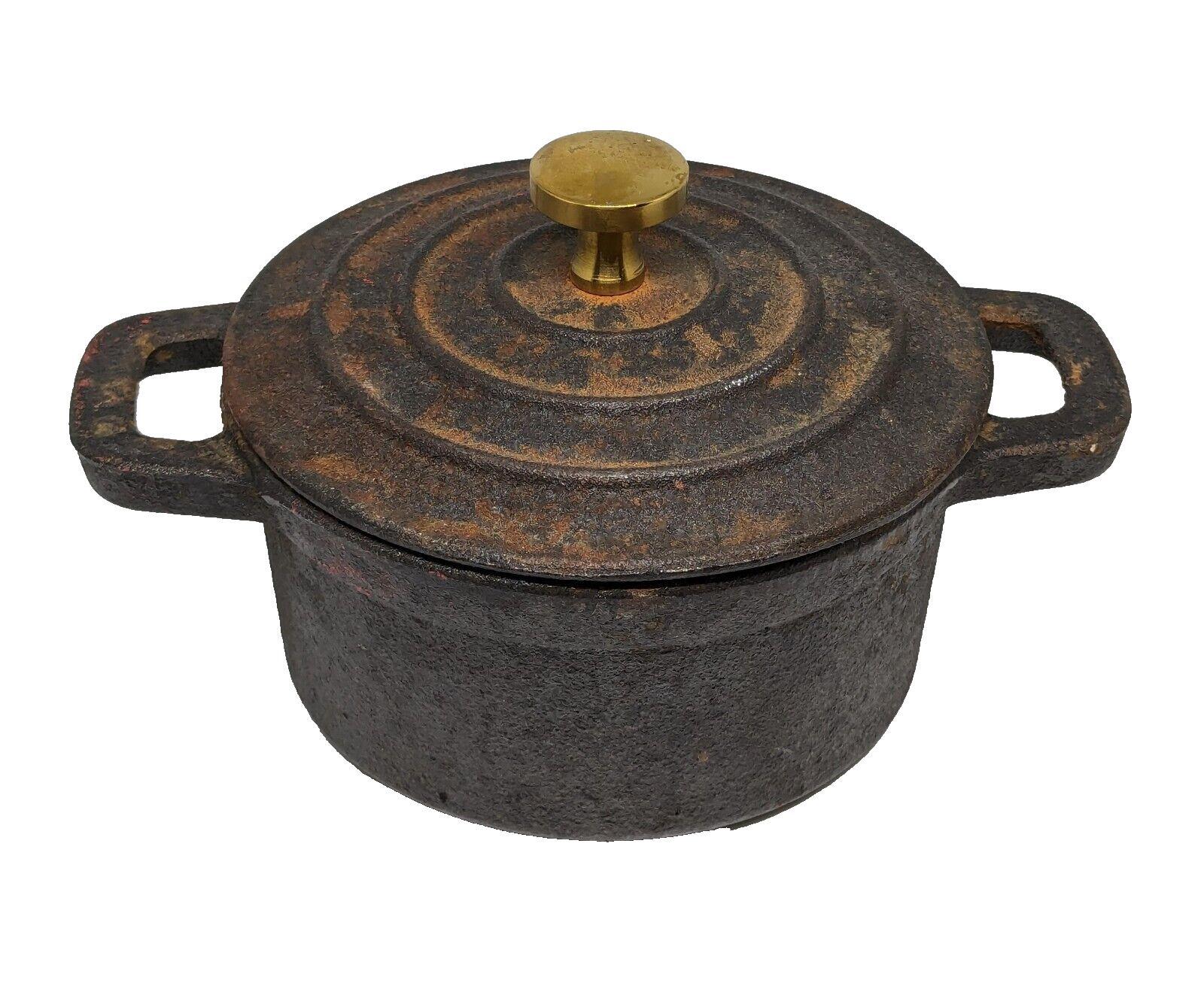 Crofton 8 oz Mini 3.25" Round Cast Iron Handled Dutch Oven Pot W/Lid | eBay