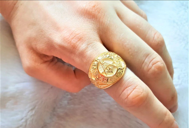 Masonic Gold Ring MASTER MASON Square and Compasses Illuminati Ma Size ...