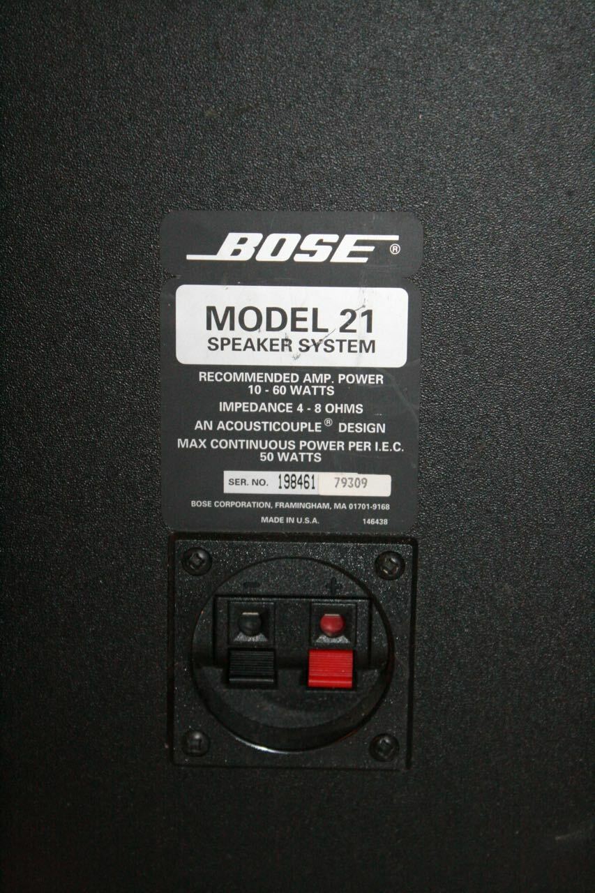 Pair of BOSE Model 21 Bookshelf Speakers. Wood Cabinets USA. Great ...