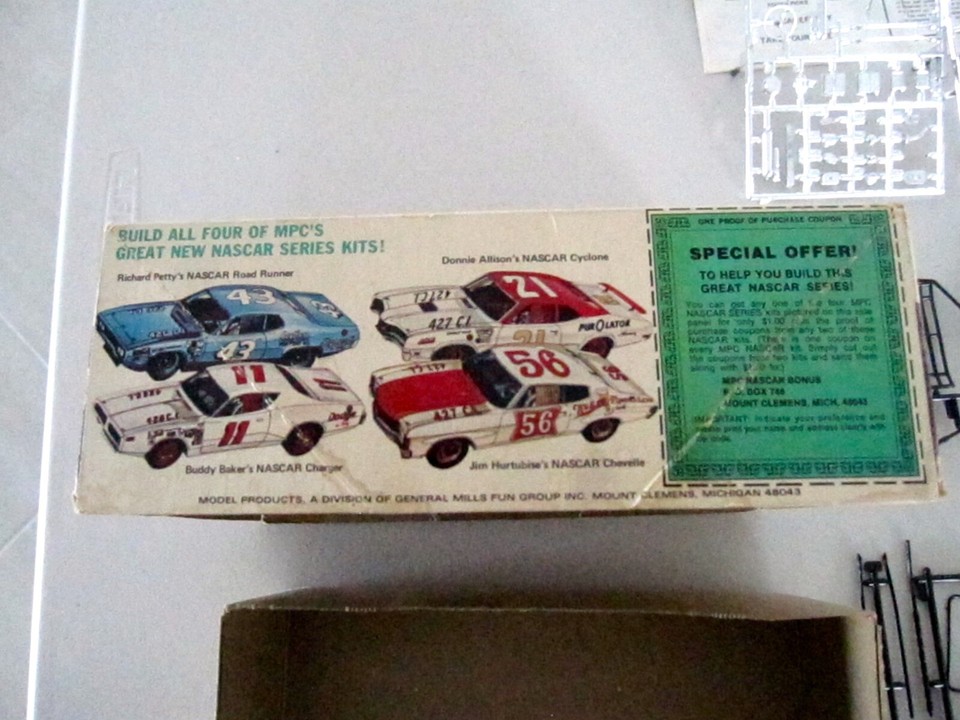 MPC JIM HURTUBISE NASCAR CHEVELLE UNBUILT MODEL CAR KIT #1-1703-225 ...