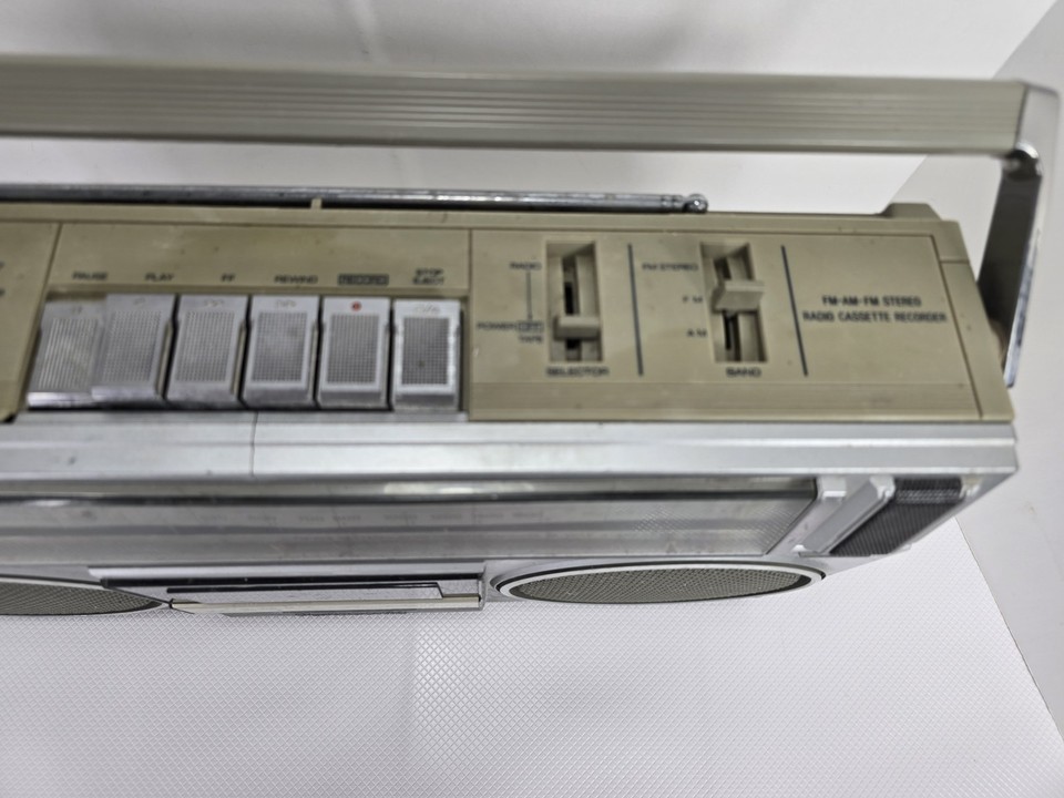 Vintage Panasonic Model RX-4955 AM/FM Stereo Cassette Boom Box Radio ...