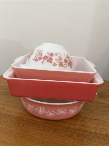 4 LOT Vintage PINK WHITE GOOSEBERRY CINDERELLA PYREX Casserole BOWLS ...