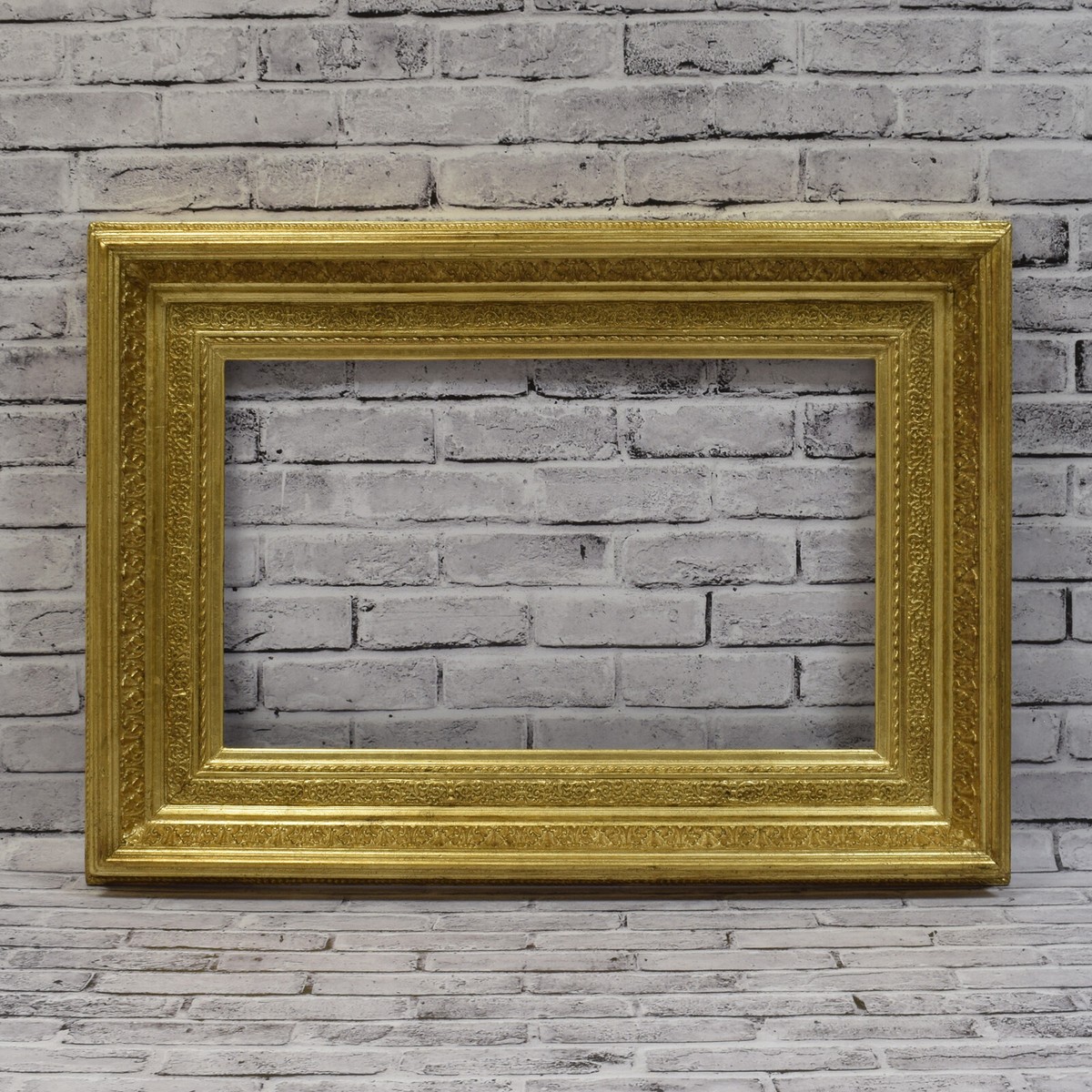 Cornice Antica In Oro