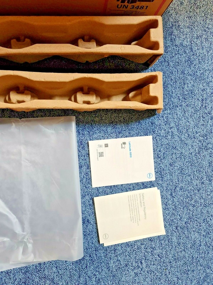Dell Latitude 7020 Empty Box With all internal cardboard Packing ...