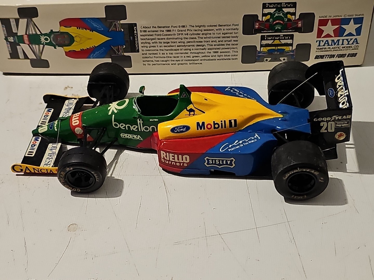TAMIYA 1:20 SCALE MODEL KIT BENETTON FORD B188 Model Kit Pro Built | eBay