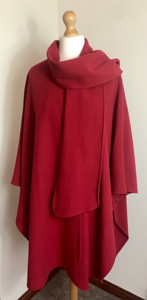 Vintage red long 70% Wool Cape Coat with detachable scarf one size ...
